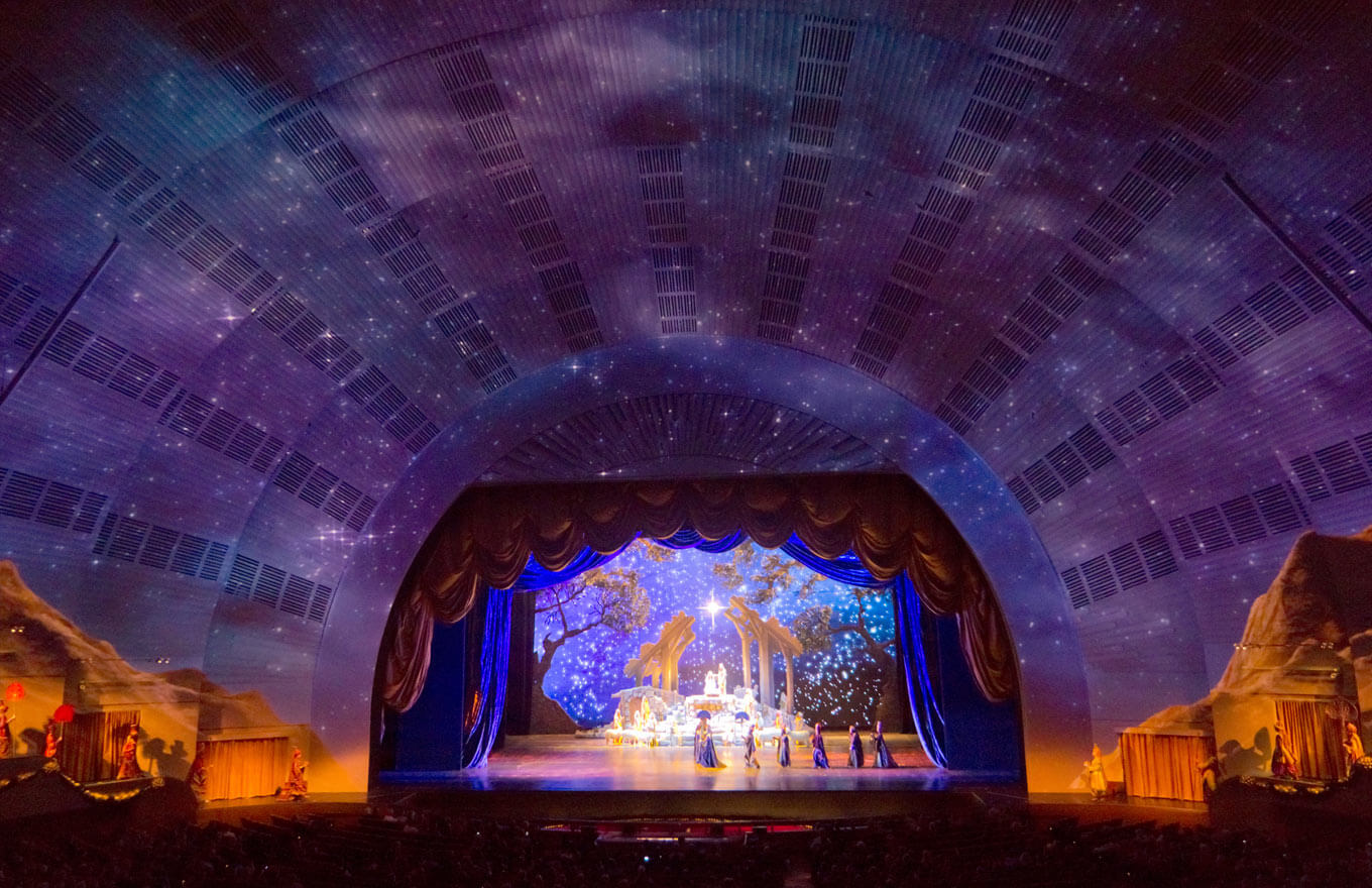 » Christmas Spectacular Starring The Radio City Rockettes